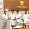 Ptr Palanivel Thiagarajan,பாருங்க முதல்வரே.. விருதை காட்டி மகிழ்ந்த ...